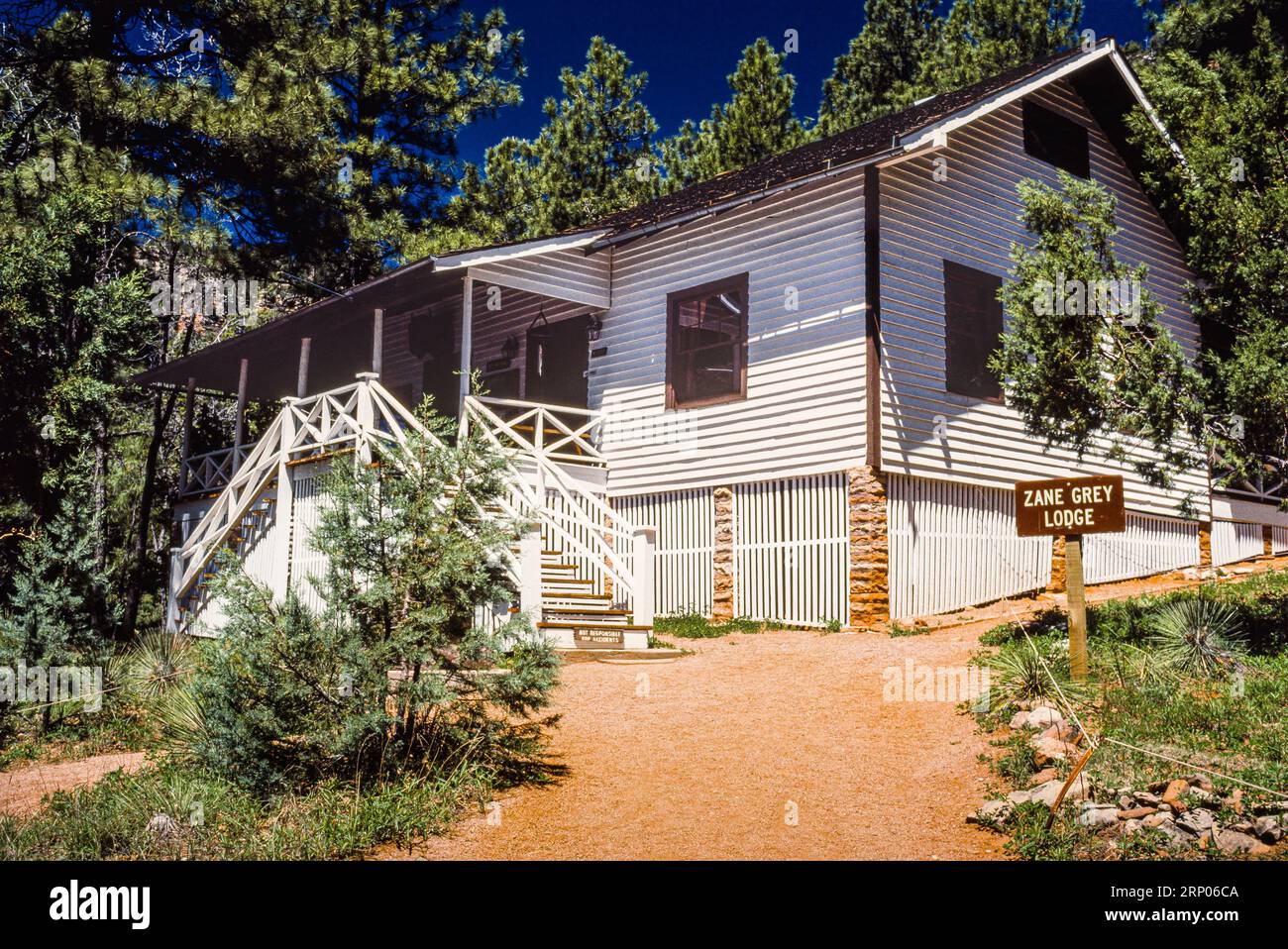 Zane grey cabin hi-res stock photography and images - Alamy