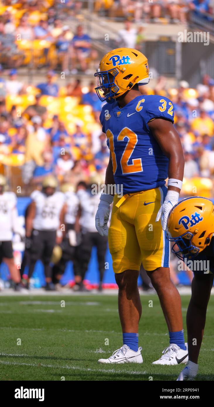 SEPT 2nd, 2023: Shayne Simon #32 during the Pitt Panthers vs Wofford ...
