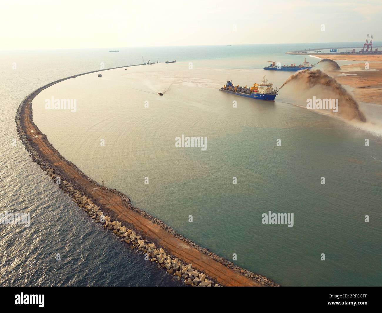 (180514) -- COLOMBO, May 14, 2018 -- Photo taken on April 16, 2018 ...