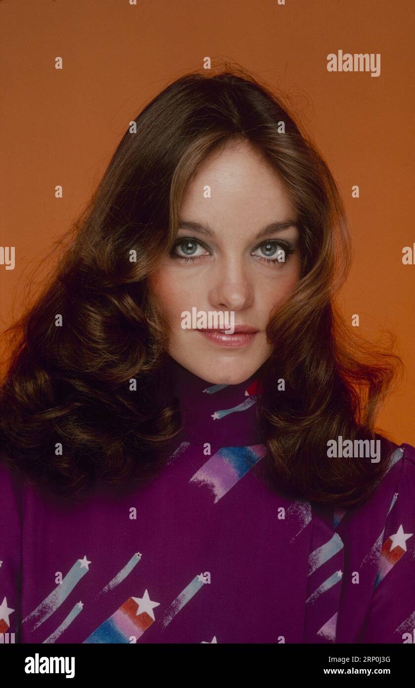 Dynasty tv series hi-res stock photography and images - Alamy