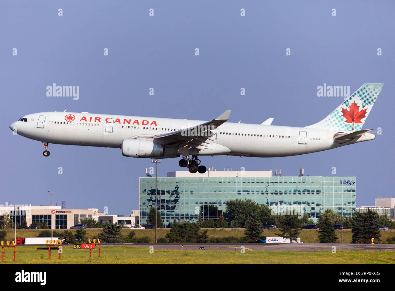 Air Canada, Airbus 330, C-GHKR, Landing at Pearson Airport, Toronto ...