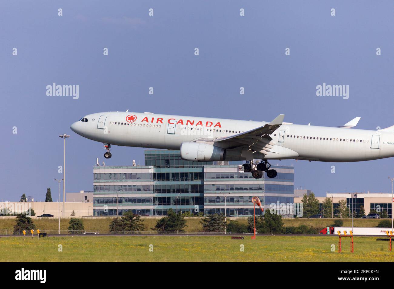 Air Canada, Airbus 330, C-GHKR, Landing at Pearson Airport, Toronto ...