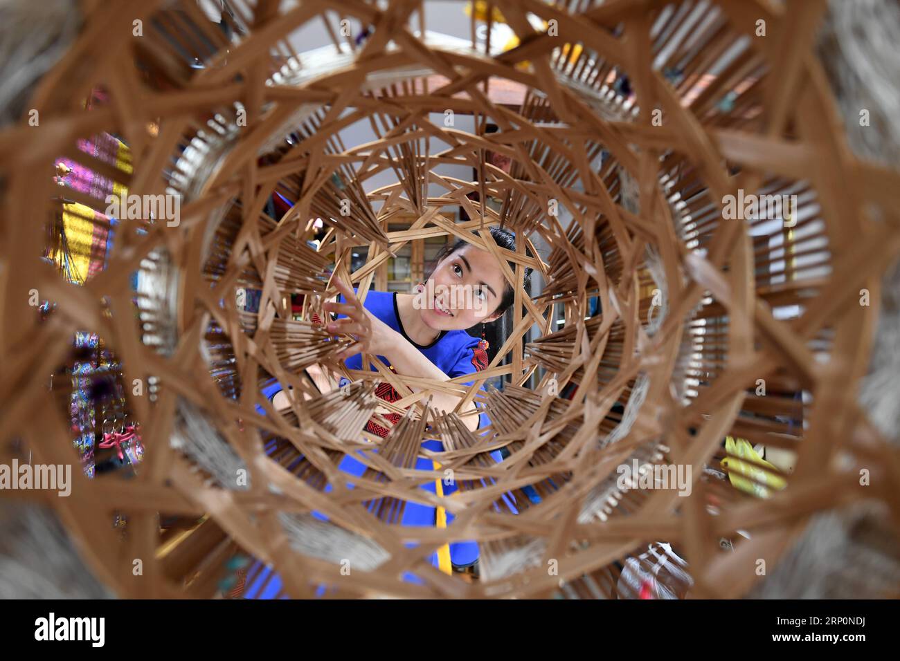 Weaving fan hi-res stock photography and images - Alamy