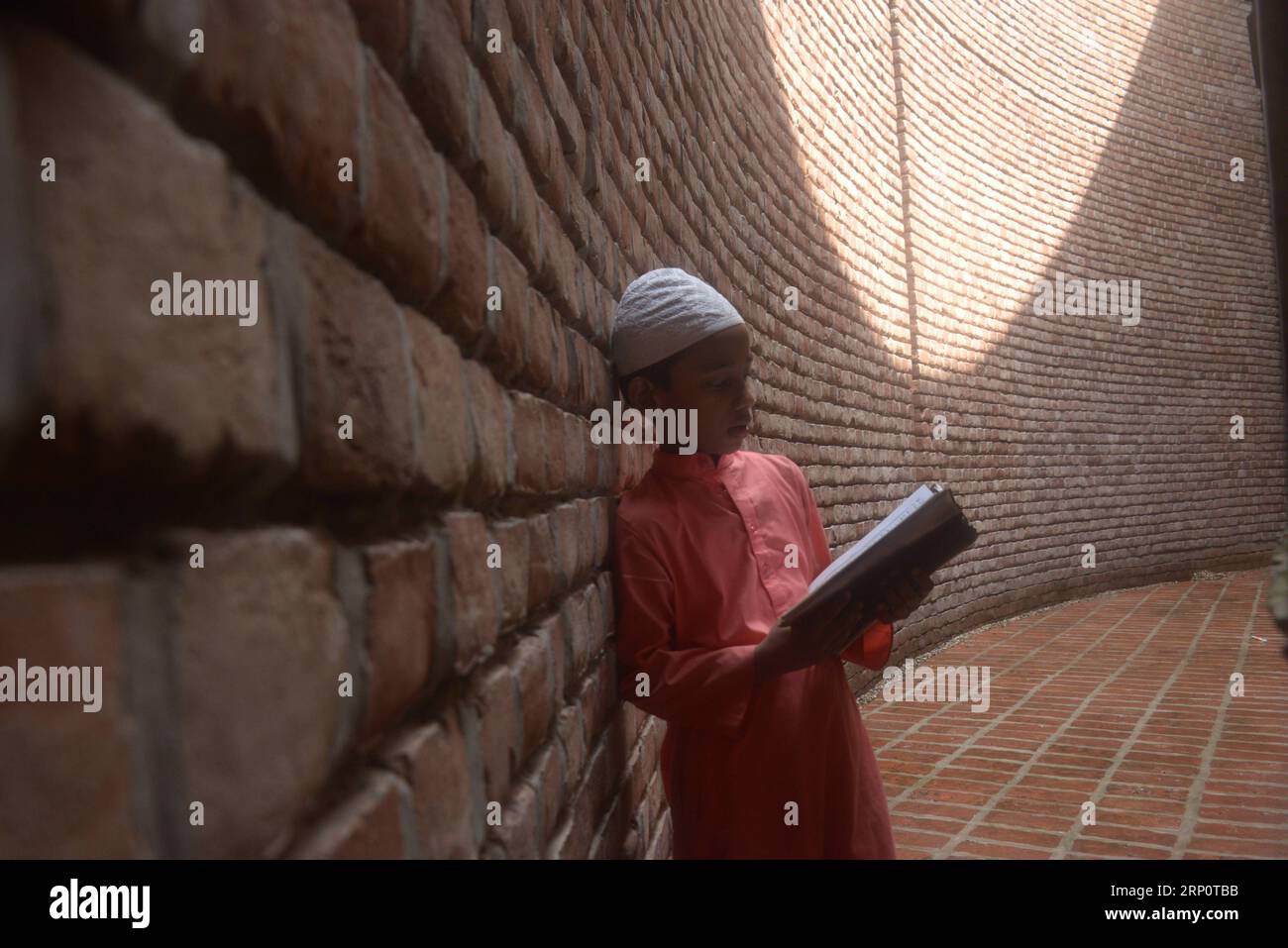 Bait ur rouf mosque hi-res stock photography and images - Alamy