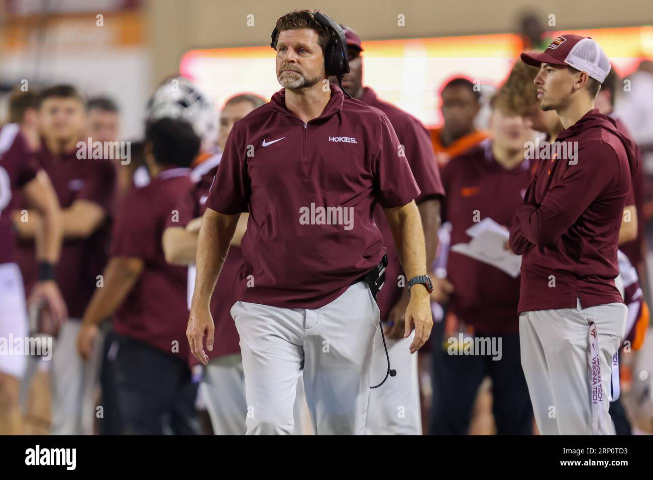 Monarchs service hi-res stock photography and images - Alamy