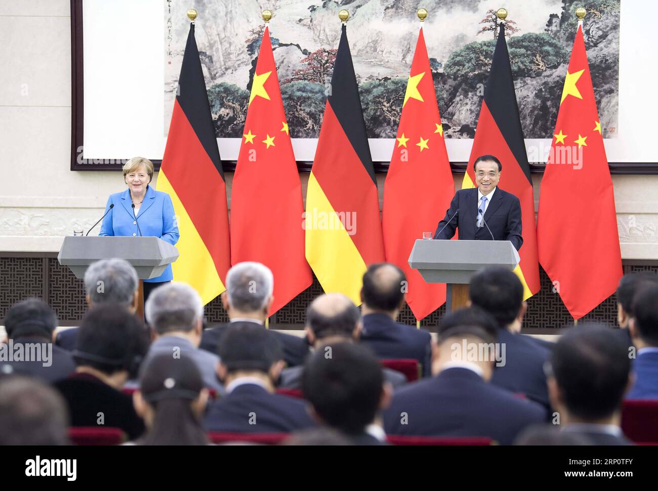 China bijigmany li hi-res stock photography and images - Alamy