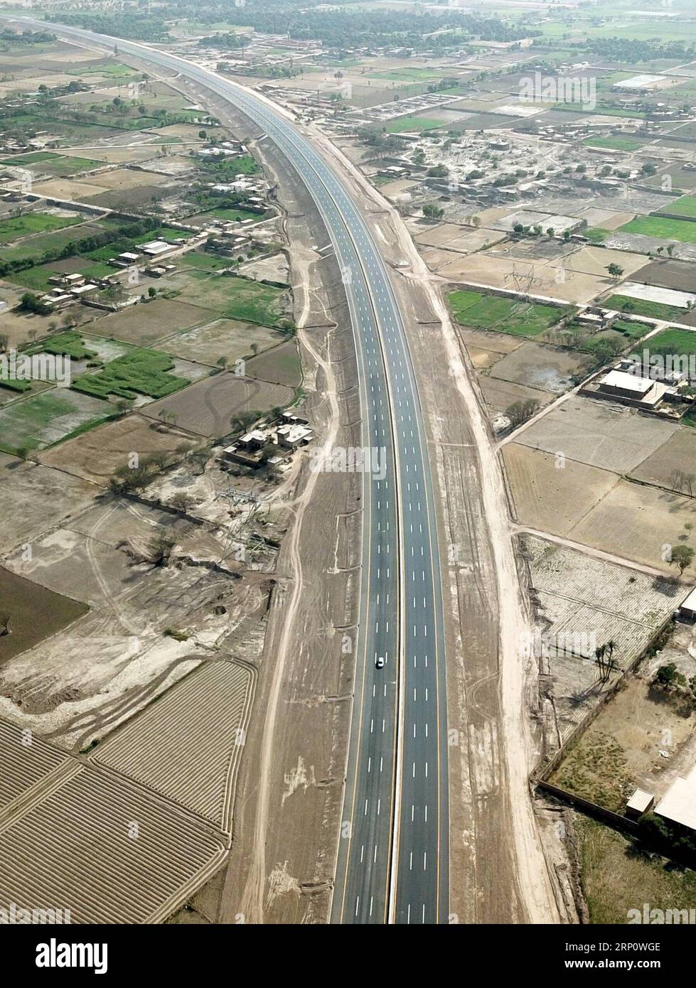 China pakistan infrastructure hi-res stock photography and images - Alamy