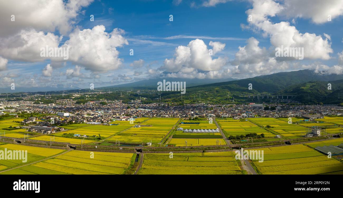 Mt fuji in clouds hi-res stock photography and images - Alamy