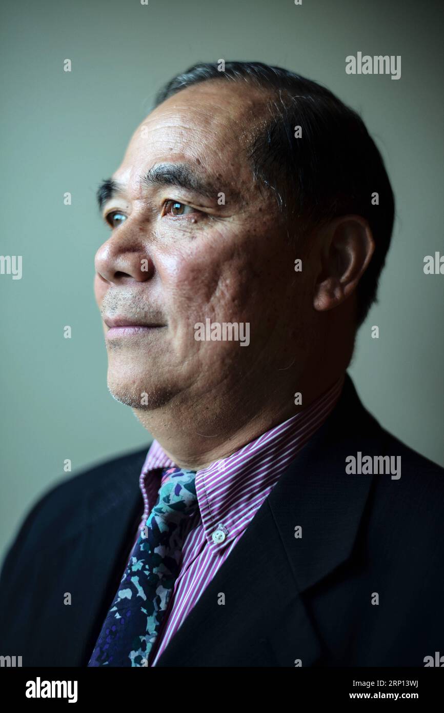 First simultaneous interpreters hi-res stock photography and images - Alamy