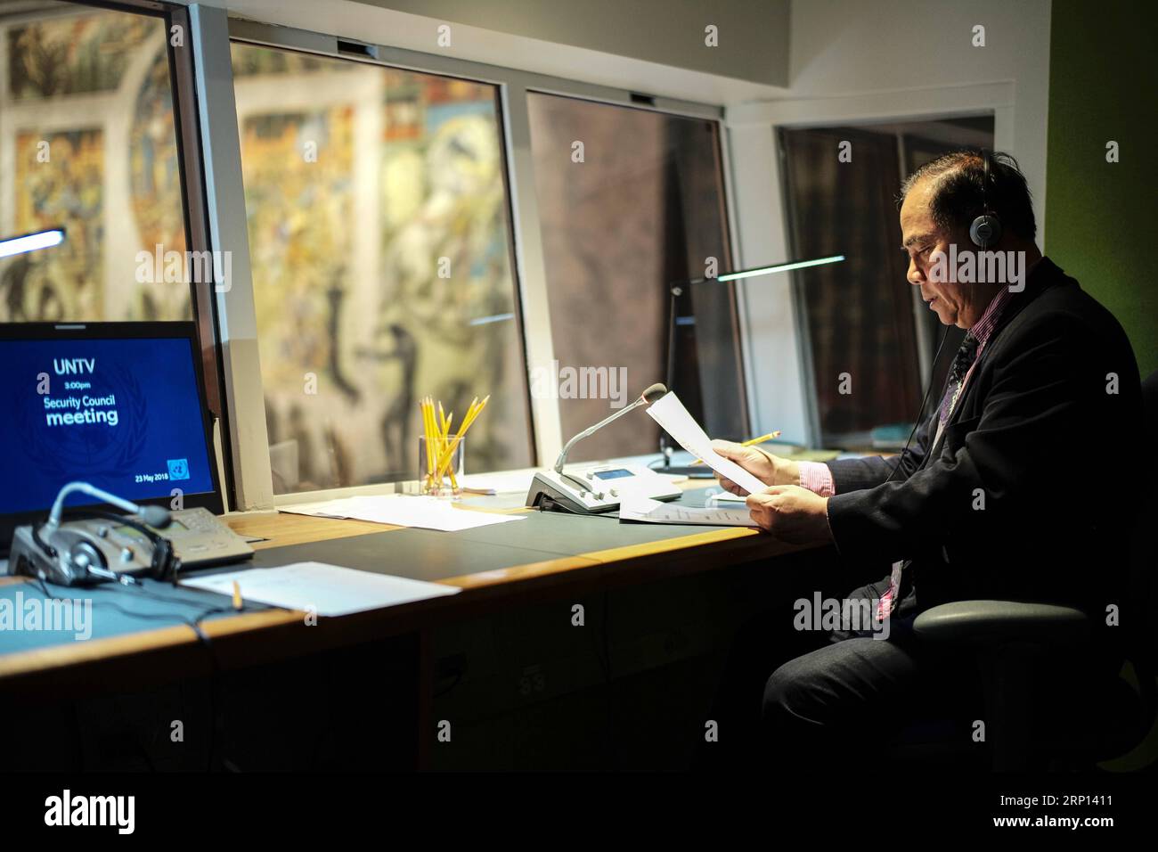 Interpreters booth hi-res stock photography and images - Alamy