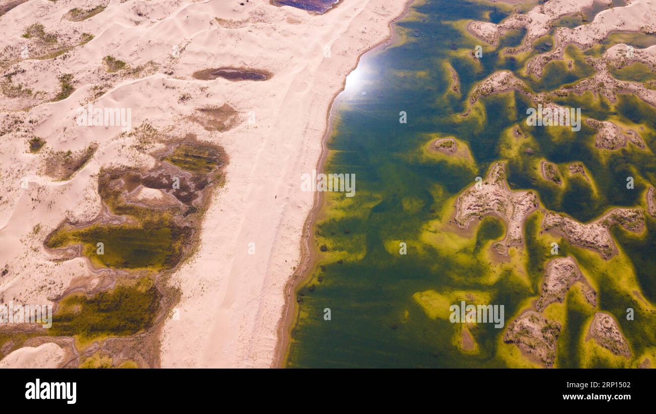 (180609) -- ORDOS, June 9, 2018 -- Aerial photo taken on June 9, 2018 ...