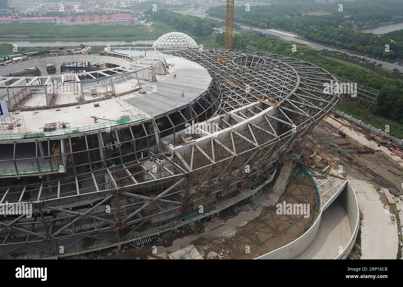 Ancillary building structure hi-res stock photography and images - Alamy