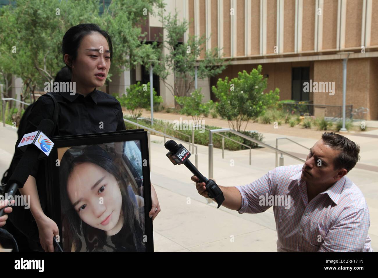 Holly davis hi-res stock photography and images - Alamy