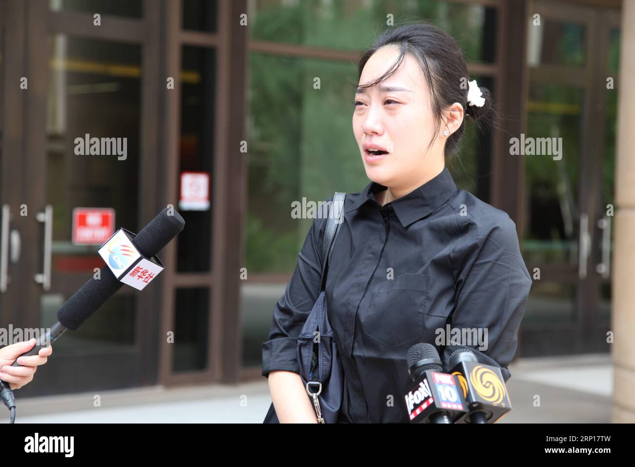 Holly davis hi-res stock photography and images - Alamy