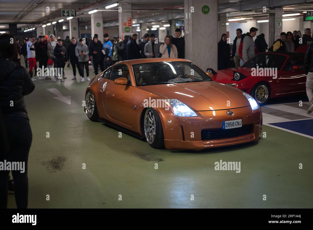 Slammed Nissan 350z