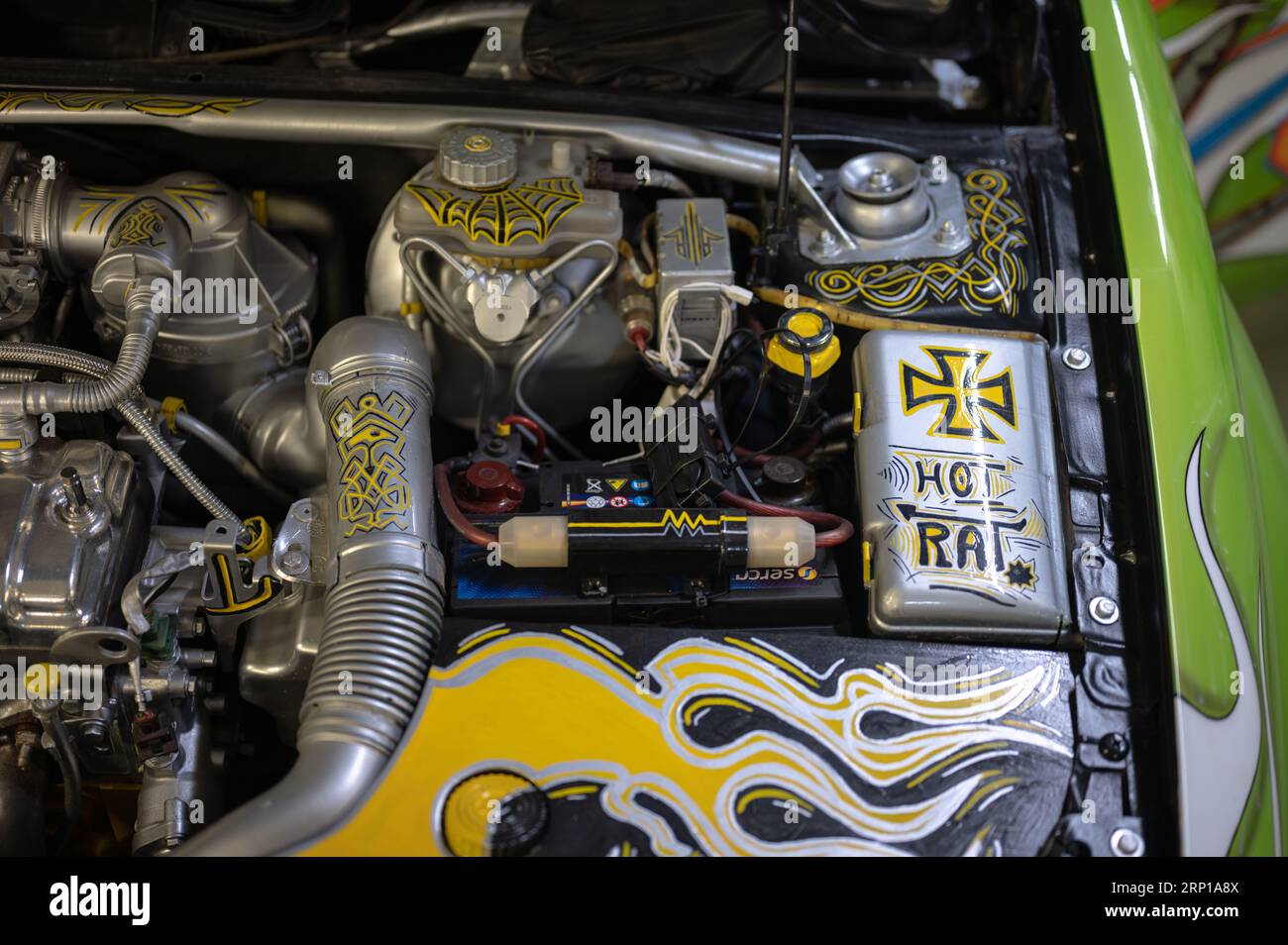 Peugeot engine hi-res stock photography and images - Alamy
