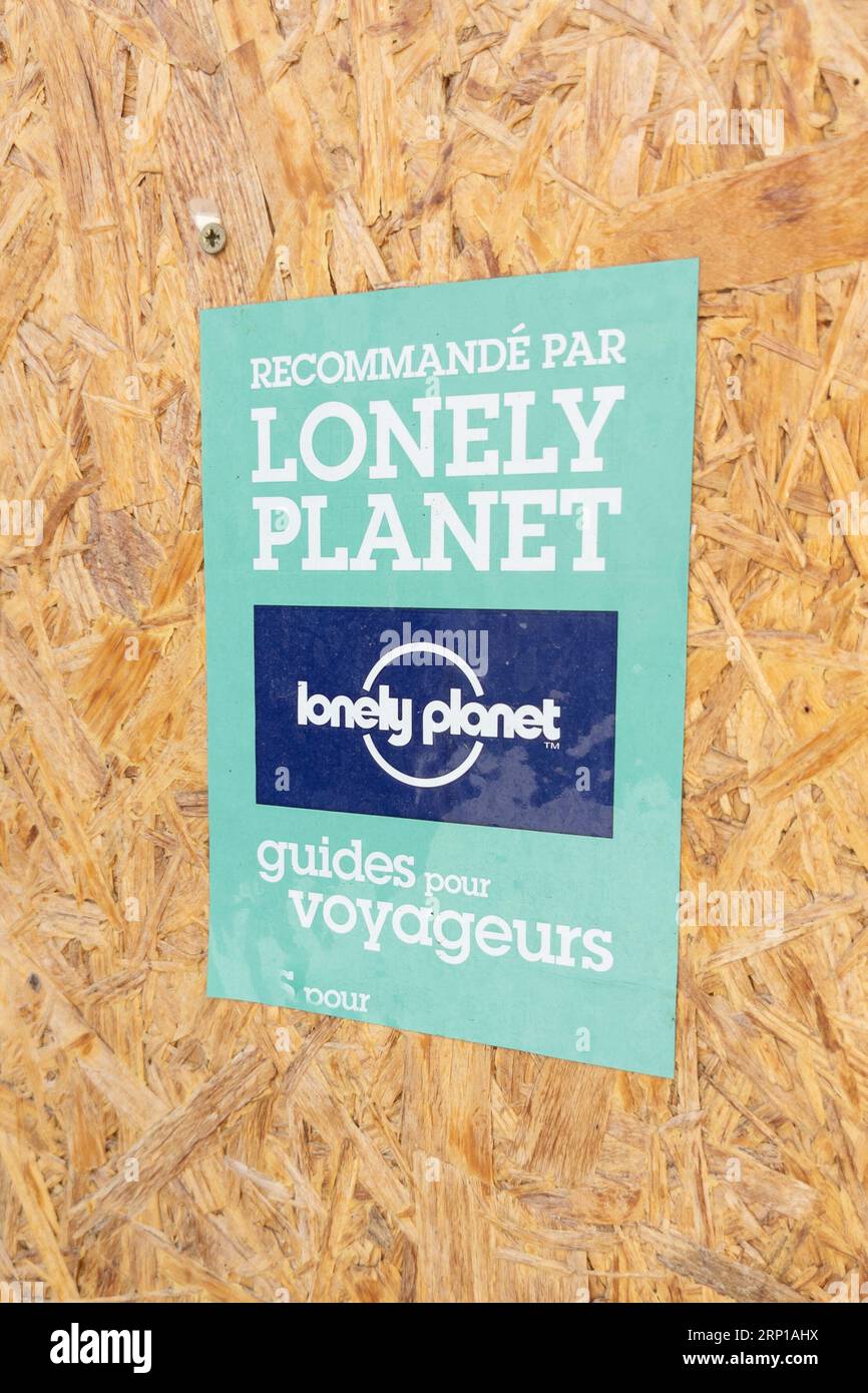 Lonely planet logo hi-res stock photography and images - Alamy