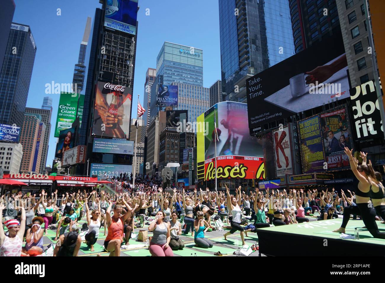 (180621) -- NEW YORK, June 21, 2018 -- People participate in a free ...