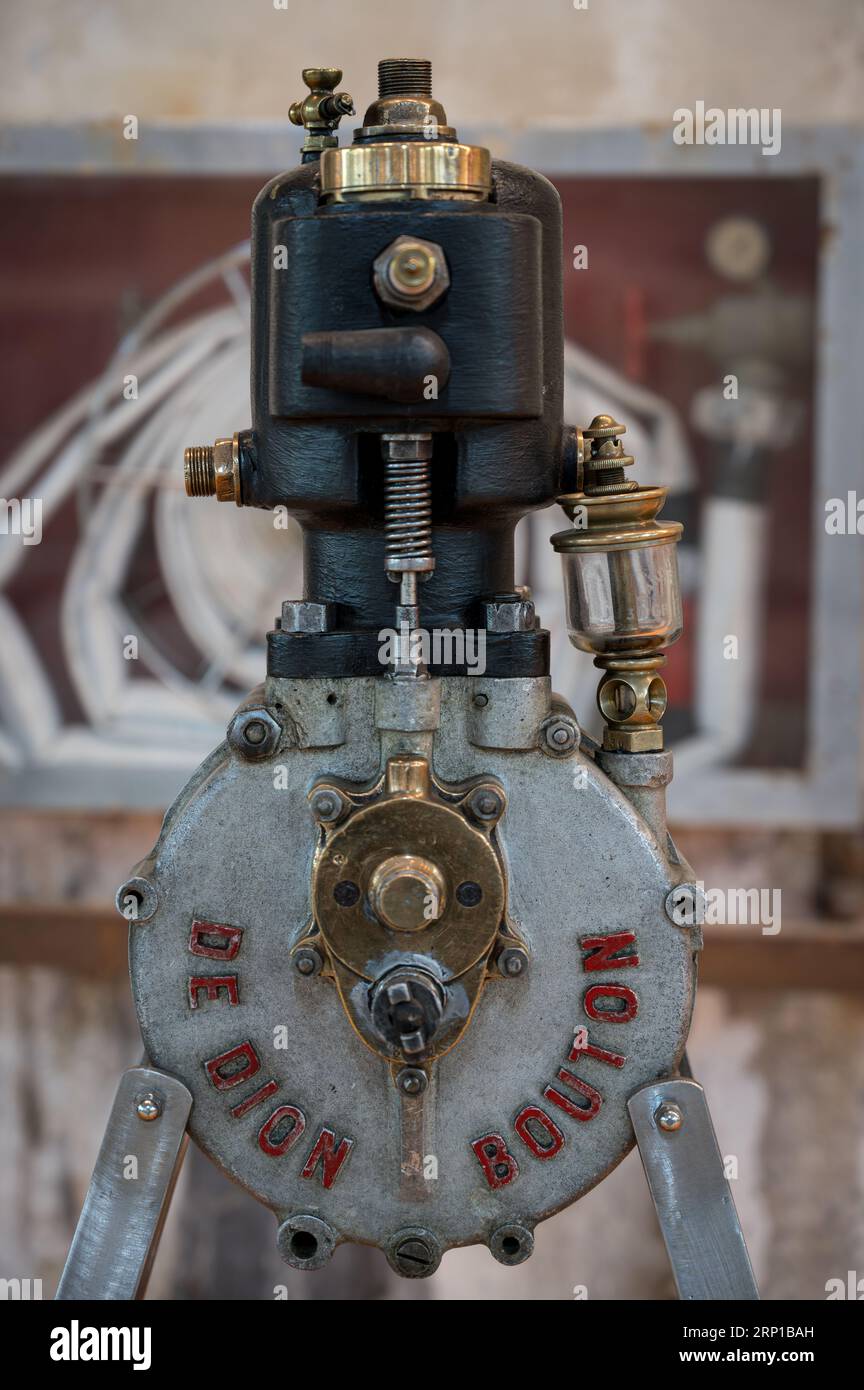 A closeup of an old De Dion Bouton single cylinder engine from 1889 ...