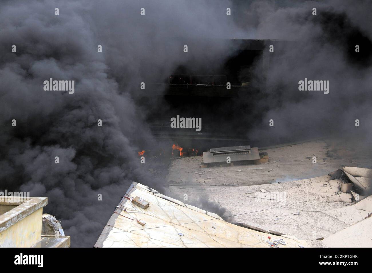 Pakistan karachi factory hi-res stock photography and images - Alamy