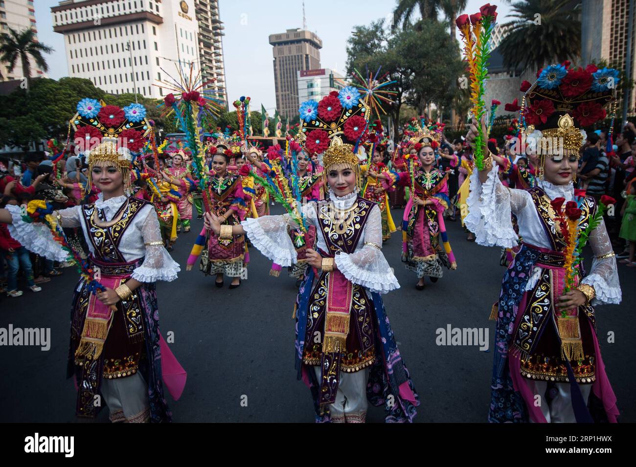 (180708) -- JAKARTA, July 8, 2018 -- Participants with traditional ...