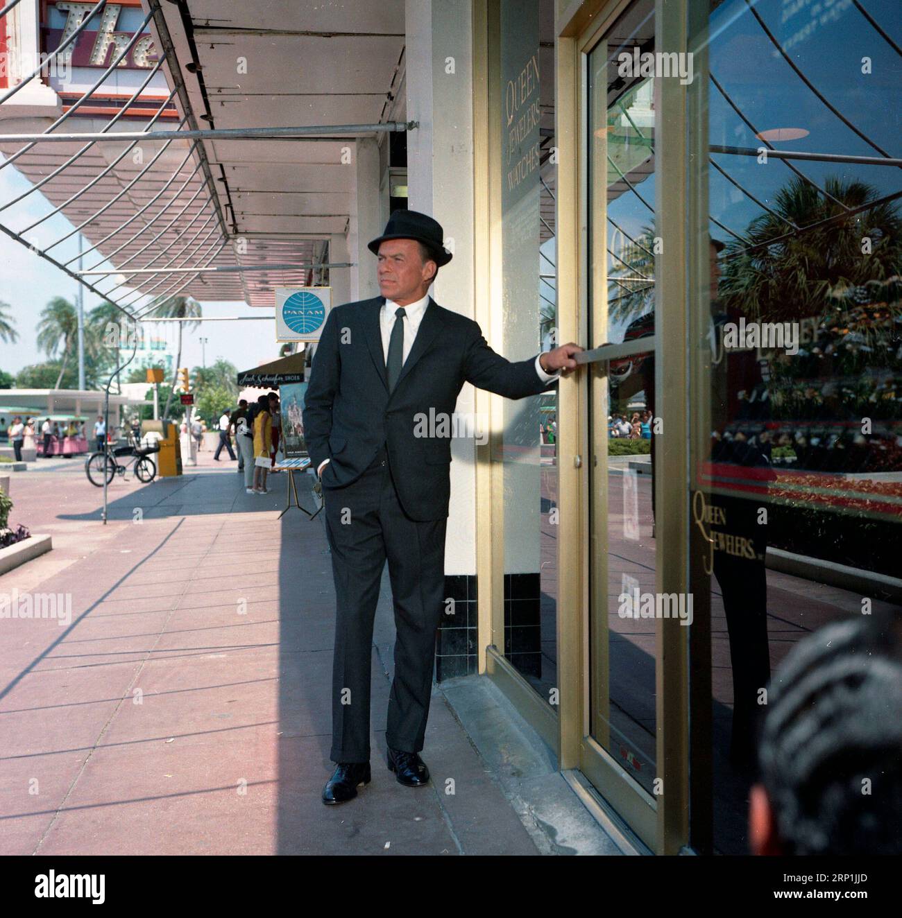 FRANK SINATRA in TONY ROME (1967), directed by GORDON DOUGLAS. Credit ...
