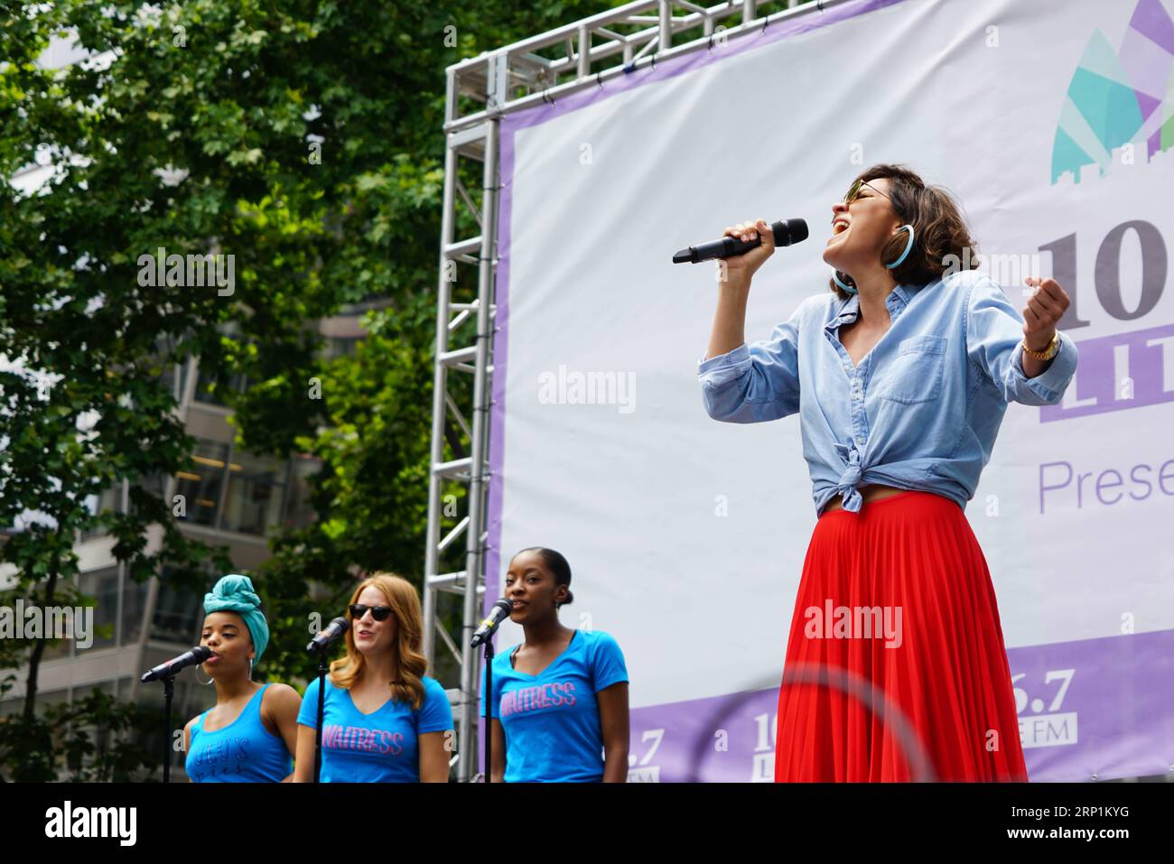 Katharine mcphee a hi-res stock photography and images - Alamy