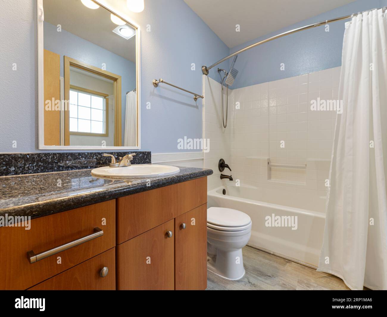 Modern residential bathroom interior Stock Photo - Alamy