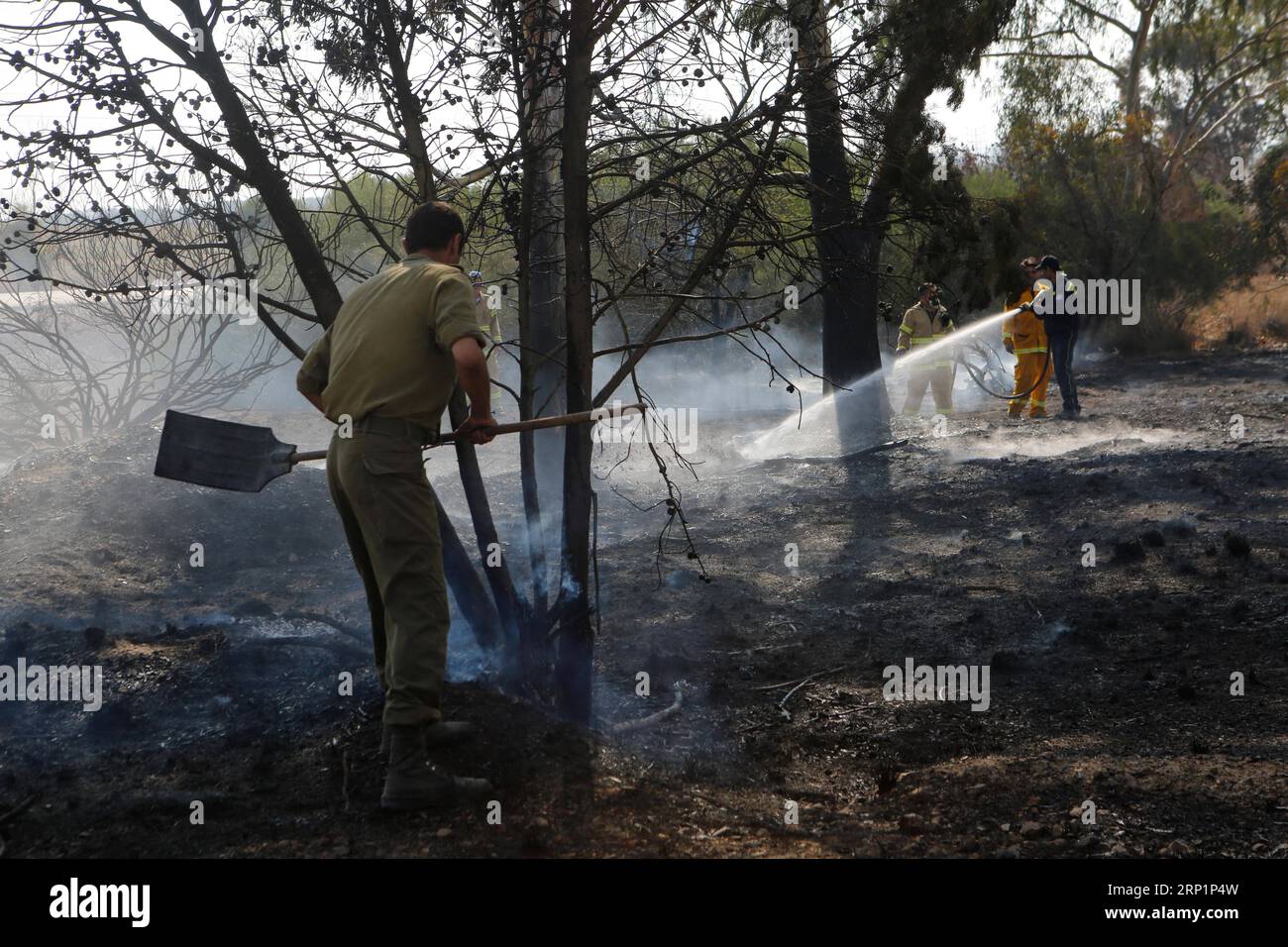 Mideast israel gaza barier hi-res stock photography and images - Alamy