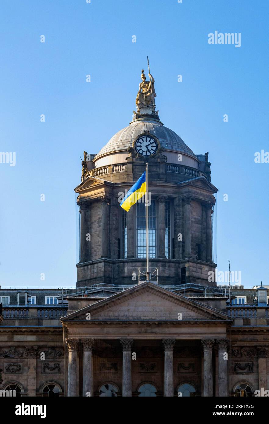 Townhall with tower hi-res stock photography and images - Alamy