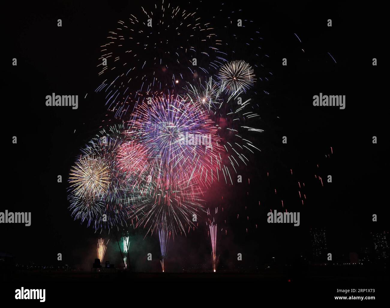 Duxxiaoyi hi-res stock photography and images - Alamy