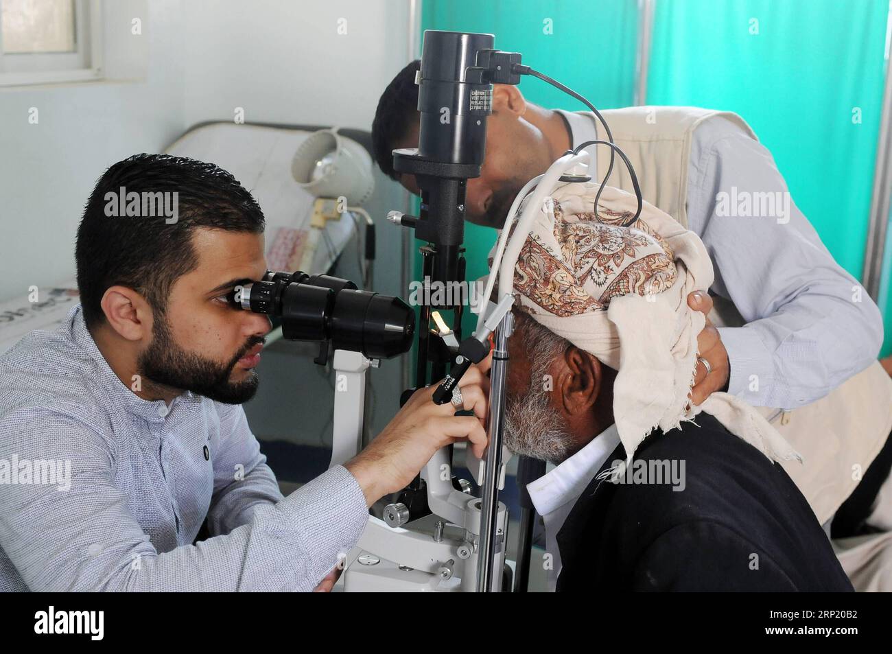 Abject poverty hi-res stock photography and images - Alamy