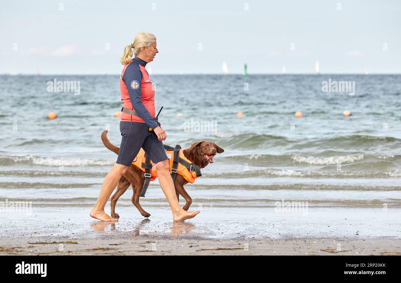 PRODUCTION - 24 August 2023, Schleswig-Holstein, Travemünde: Ulrike ...