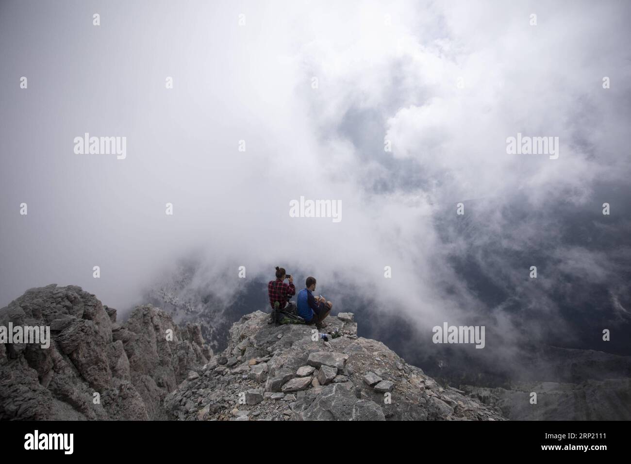 Gods of mount olympus hi-res stock photography and images - Alamy