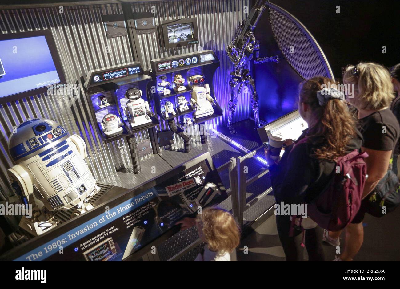 Showcase different features hi-res stock photography and images - Alamy