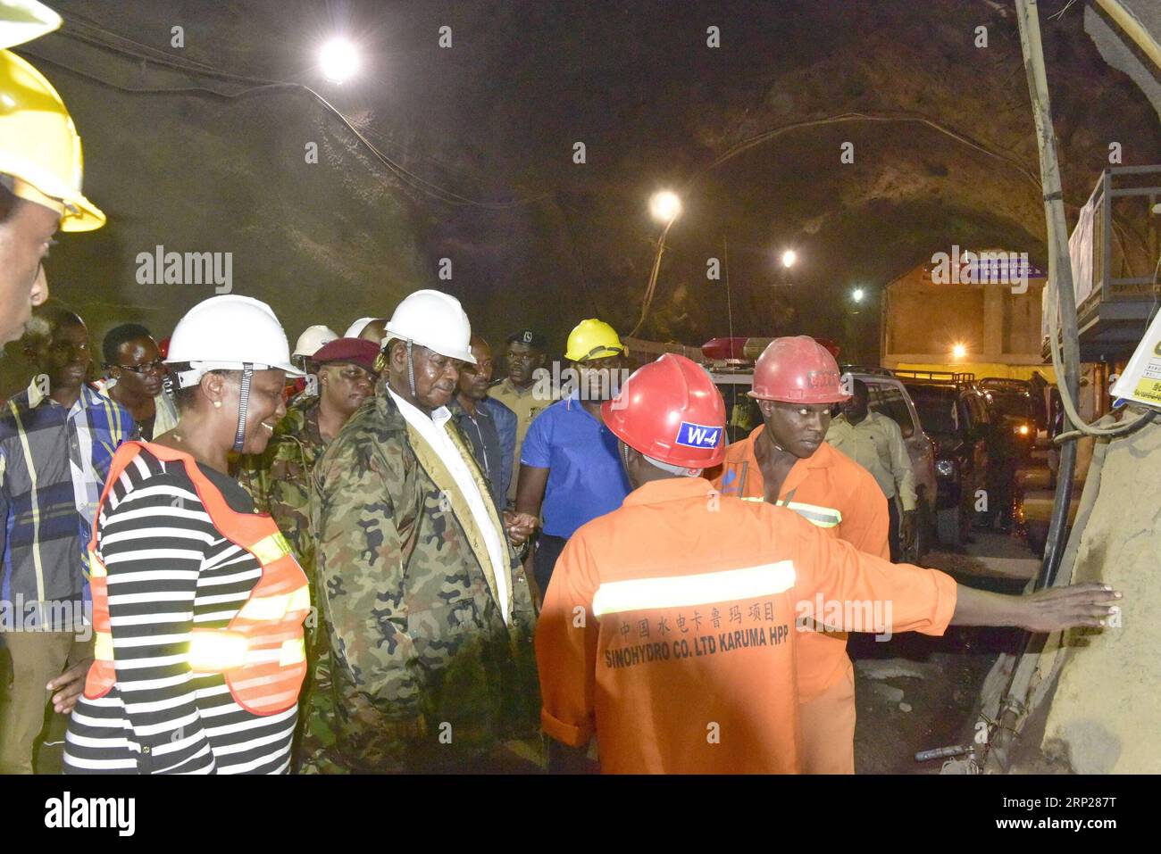 (180824) -- KIRYANDONGO, Aug. 24, 2018 () -- Ugandan President Yoweri ...