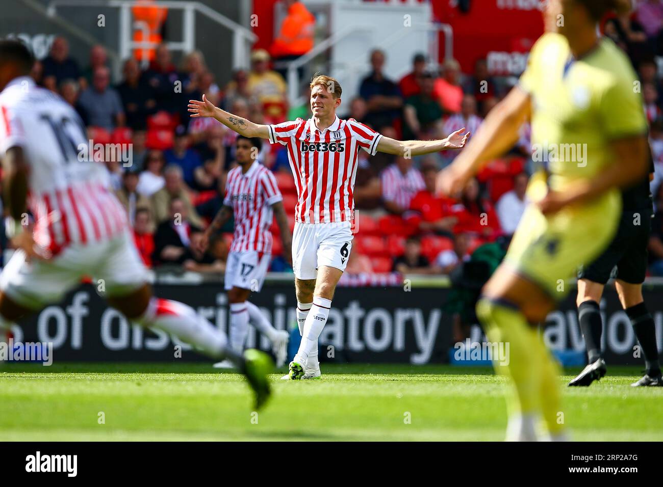 bet365 Stadium, Stoke, England - 2nd September 2023 Wouter Burger (6 ...