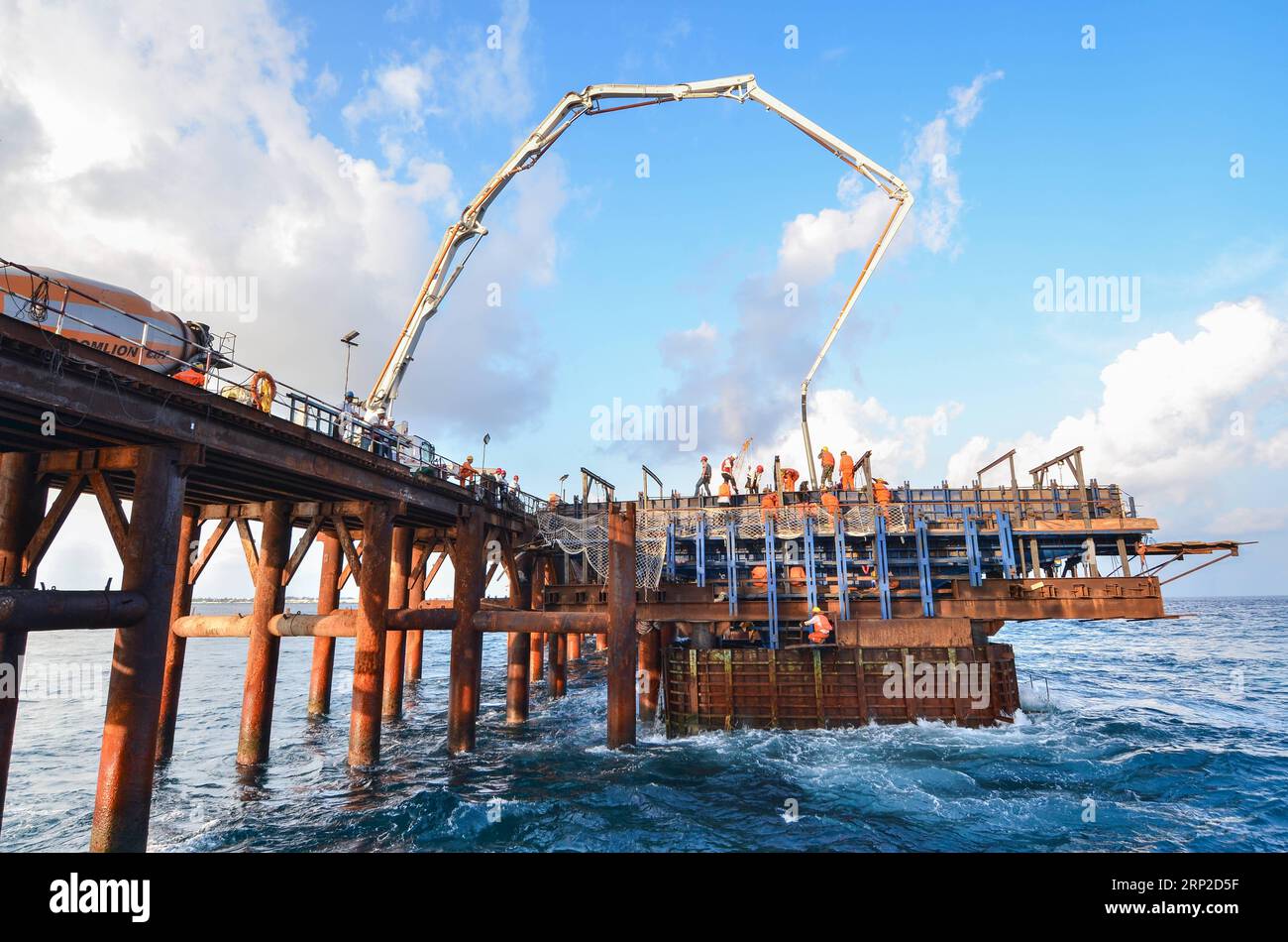 Malediven, China baut Freundschaftsbrücke (180831) -- MALE, Aug. 31 ...