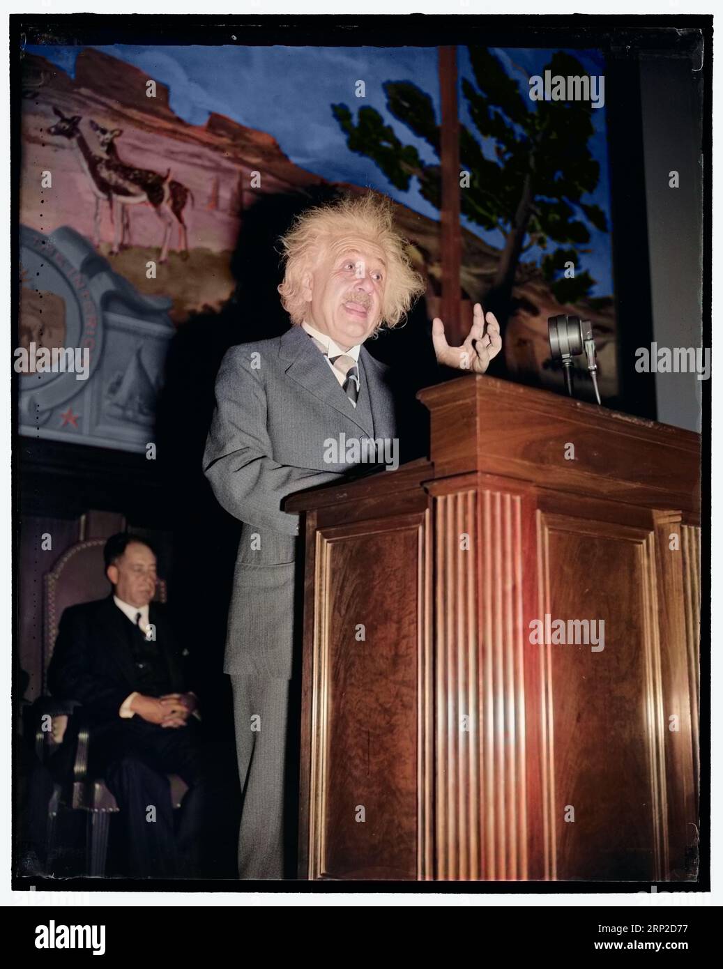 Albert Einstein speaking, ca. 1940 Stock Photo - Alamy