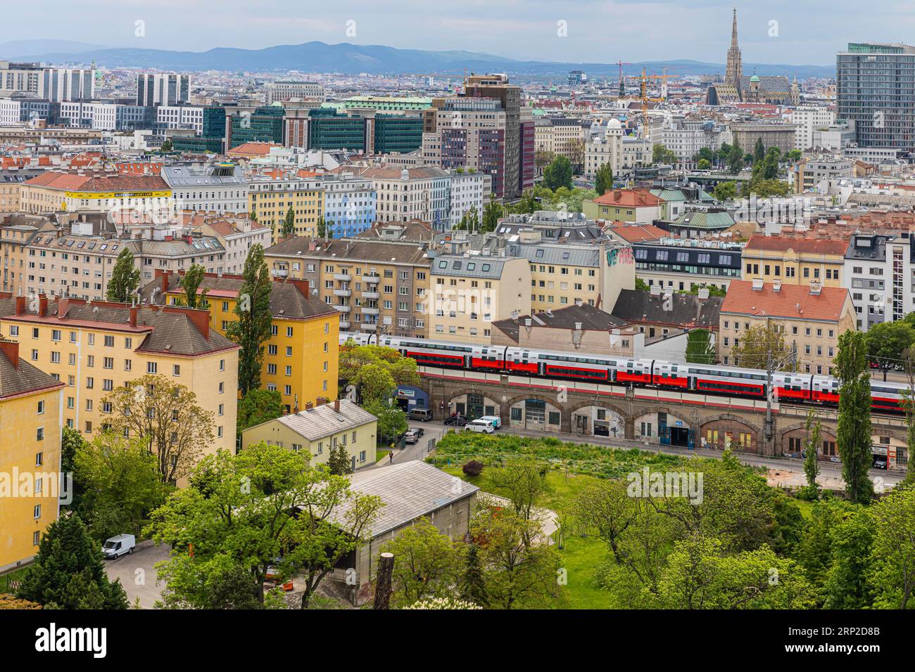 Older apartment building in vienna hi-res stock photography and images ...