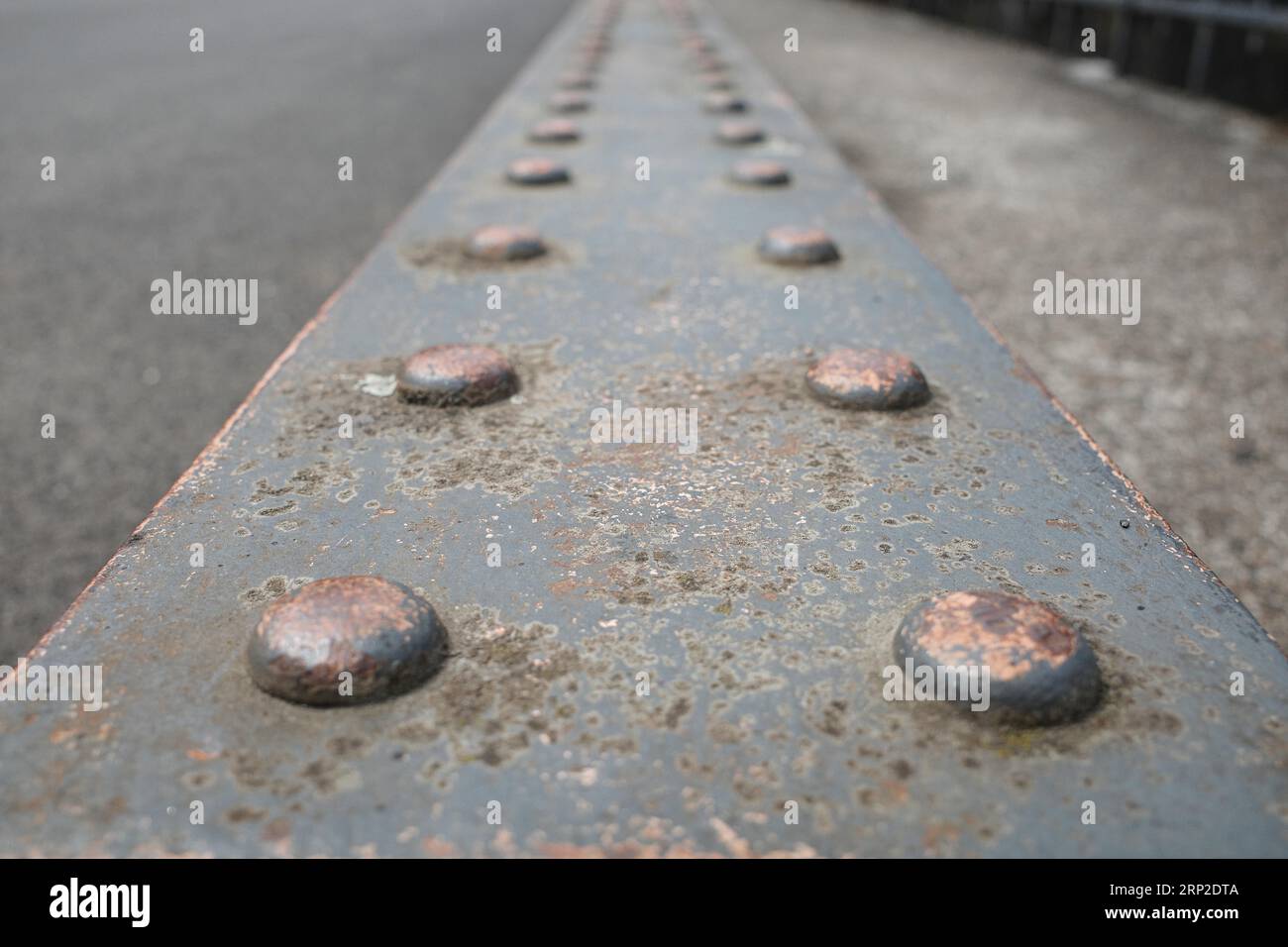 Steel beam hi-res stock photography and images - Alamy