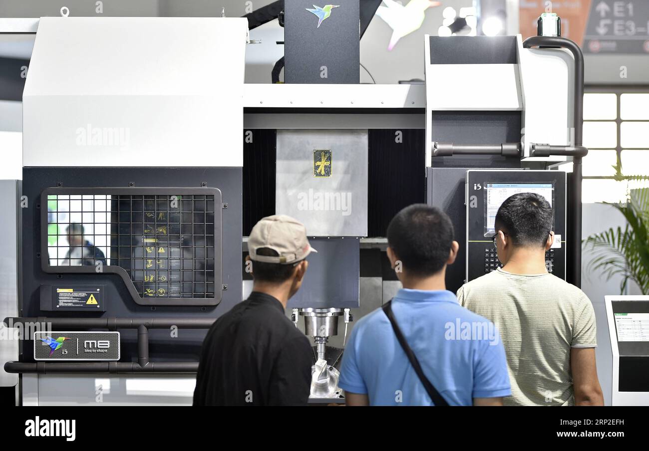 Cnc machine and 2018 hi-res stock photography and images - Alamy