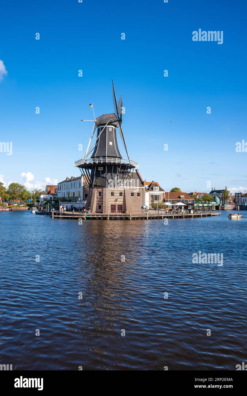 Haarlem mill hi-res stock photography and images - Alamy