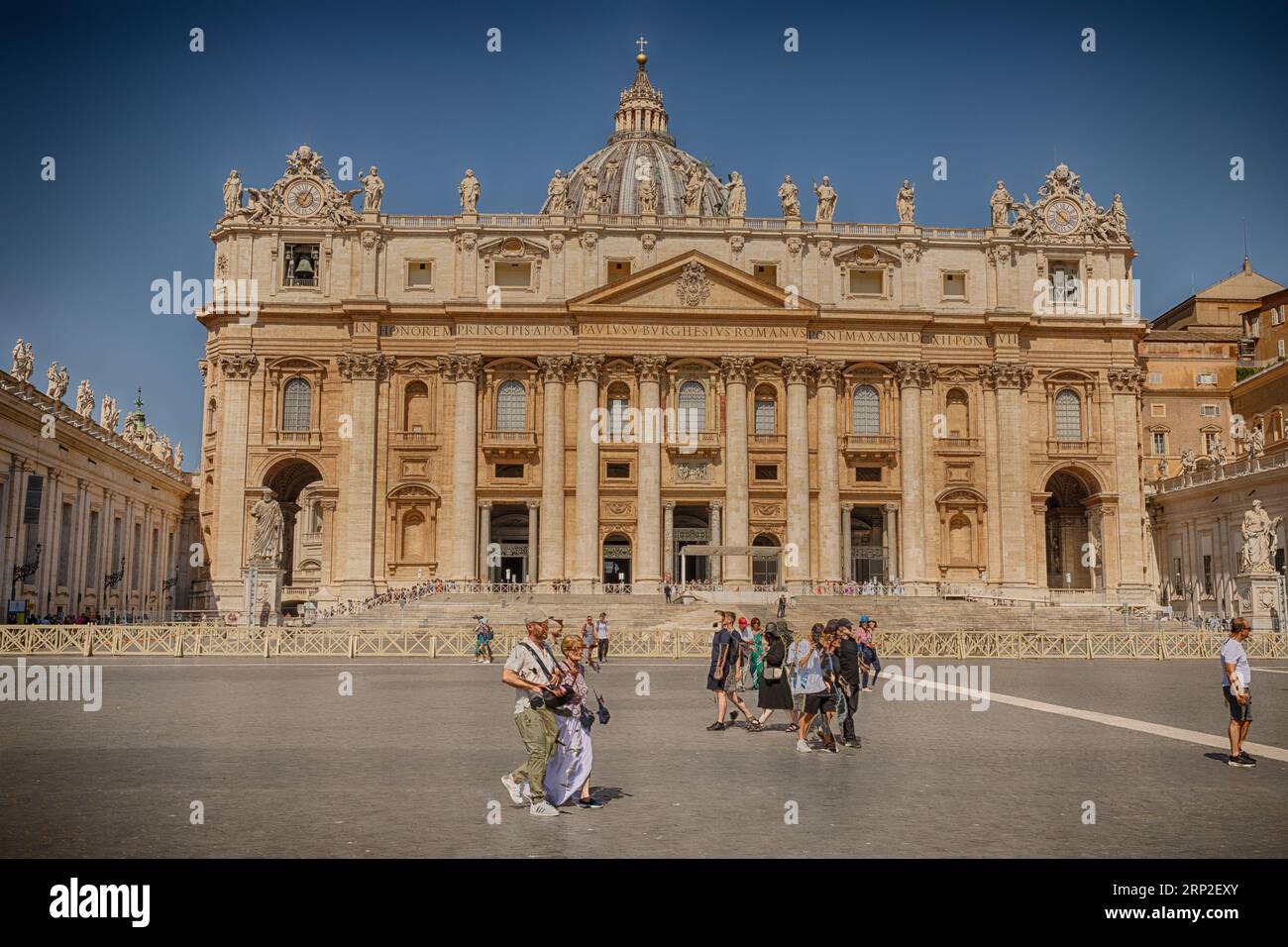 Plaza vaticano hi-res stock photography and images - Alamy