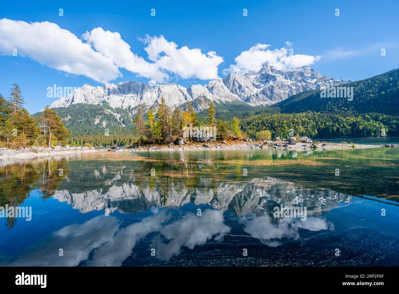 Zugspitze massif and Zugspitze reflected in Eibsee lake, Wetterstein ...