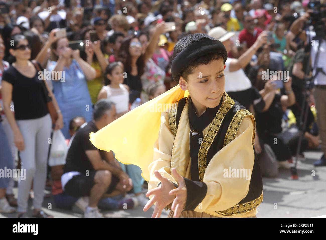 Dabke dance hi-res stock photography and images - Alamy