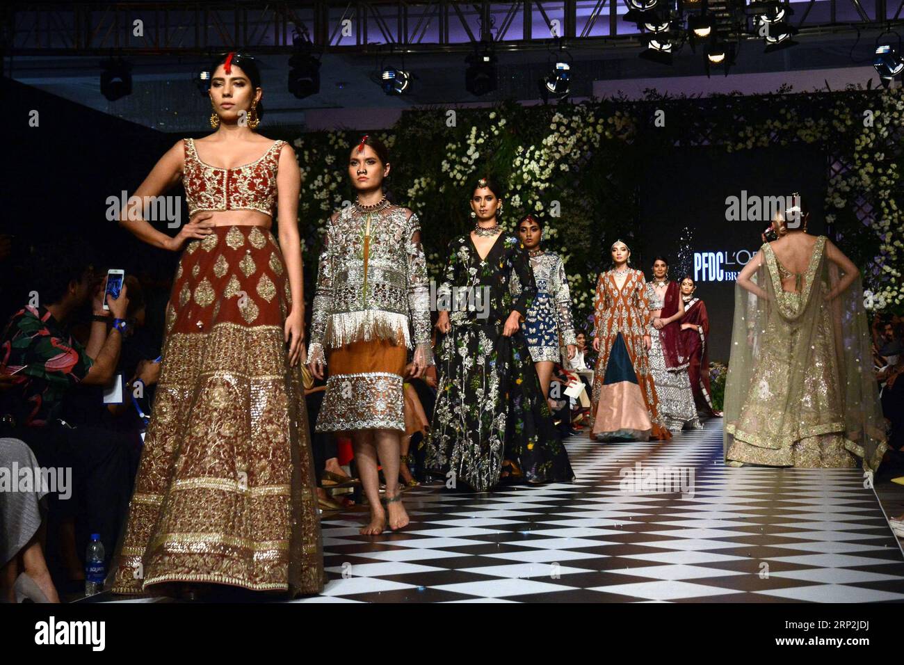 Pakistan lahore fashion hi-res stock photography and images - Alamy