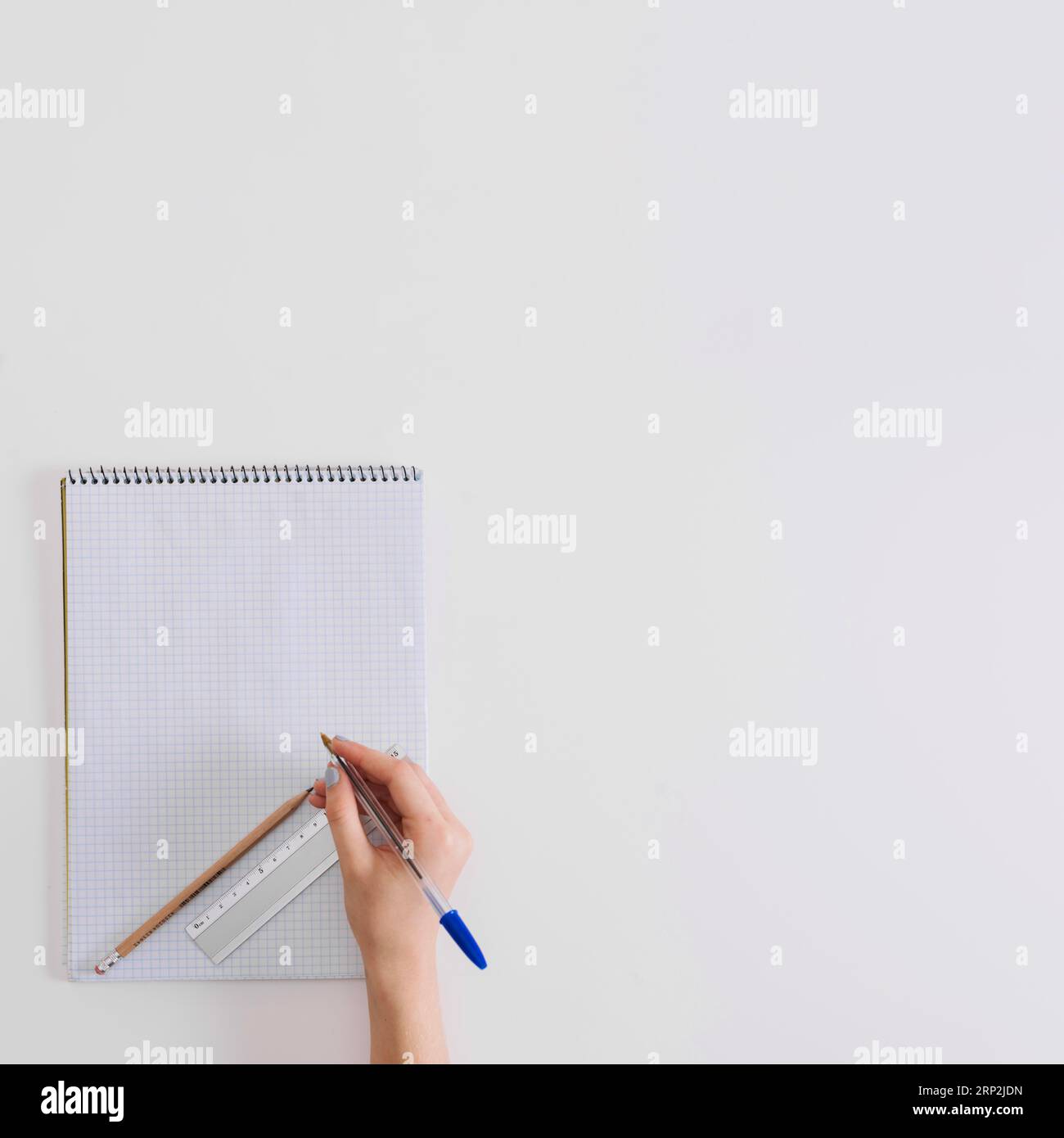 Crop data hi-res stock photography and images - Alamy