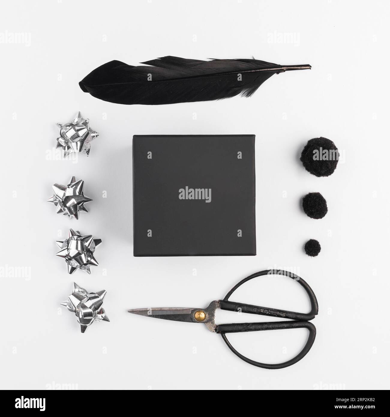 Decorative scissors hi-res stock photography and images - Alamy