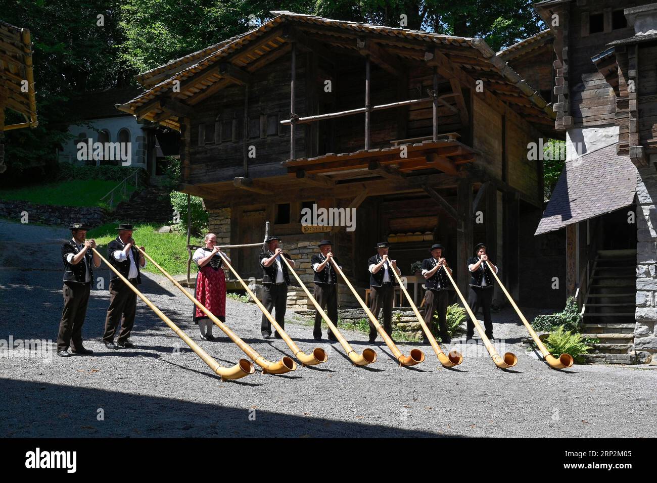 Traditional bernese costume hi-res stock photography and images - Alamy